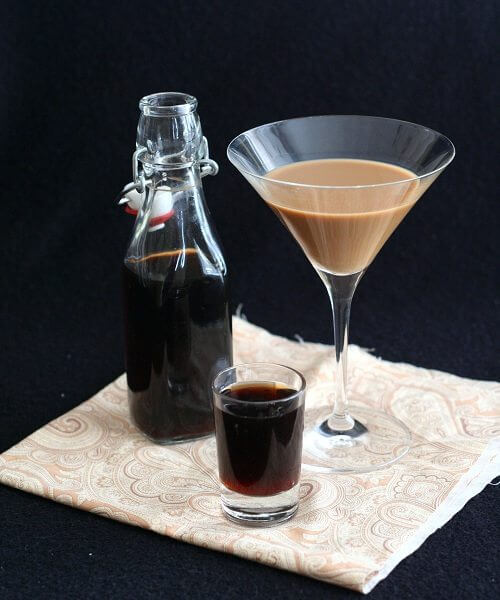 Keto Alcohol Recipes: 11+ Drinks to Relax on Friday Nights - Keto Savor